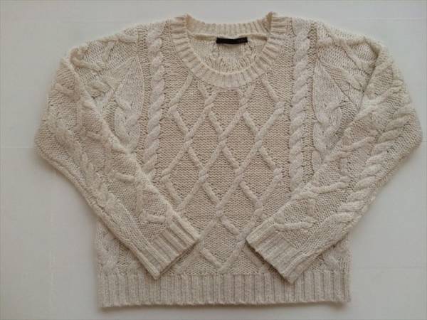 Heather ヘザー ケーブルニット セーター(トップス)｜売買されたオークション情報、yahooの商品情報をアーカイブ公開 - オークファン（aucfan.com）