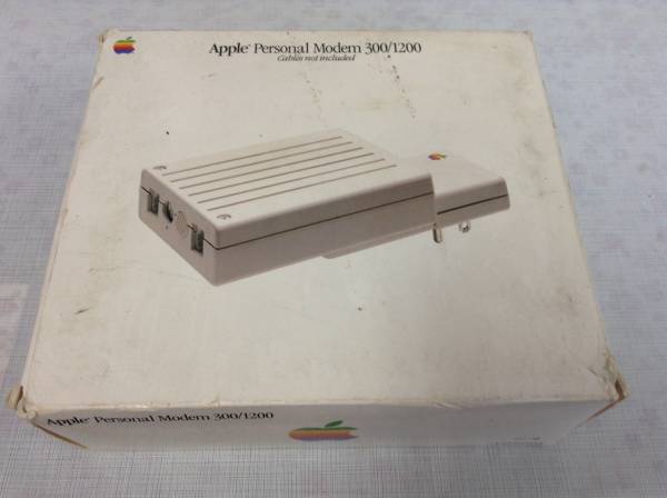 Apple Personal Modem 300/1200(Apple II)｜売買されたオークション情報、yahooの商品情報をアーカイブ ...