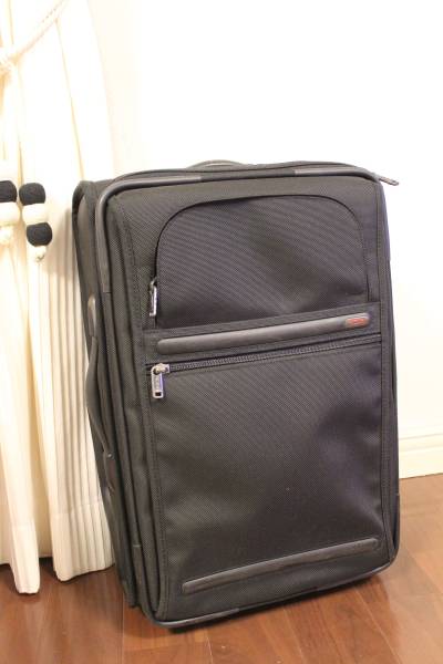 TUMI 22020 エクスパンダブル 20インチ(トゥミ)｜売買されたオークション情報、yahooの商品情報をアーカイブ公開 - オークファン（aucfan.com）