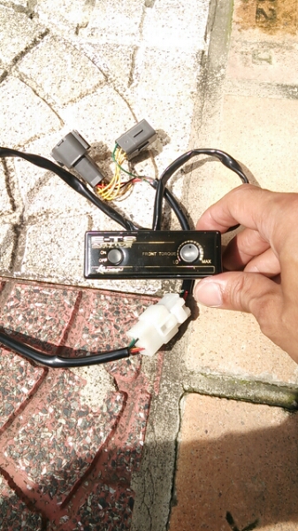 HKS E-TSアクティブコントローラ アテーサコントローラ BNR32用(日産用)｜売買されたオークション情報、yahooの商品情報をアーカイブ公開 - オークファン（aucfan.com）