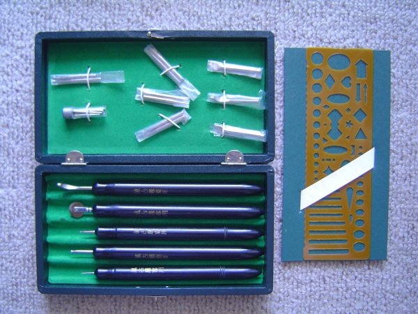 ガリ版印刷 謄写版 萬古鉄筆セット 5本 K－5 VANCO(その他)｜売買されたオークション情報、yahooの商品情報をアーカイブ公開 - オークファン（aucfan.com）