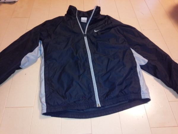 NIKE ナイキ ジャンバー 裏フリース 130 used(130（125～134cm）)｜売買されたオークション情報、yahooの商品情報をアーカイブ公開 - オークファン（aucfan.com）