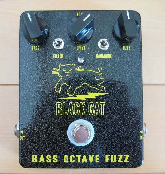 Black Cat Bass Octave Fuzz(ファズ)｜売買されたオークション情報、yahooの商品情報をアーカイブ公開 ...