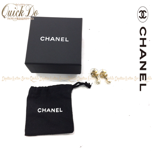 シャネル ピアス ココマーク フェイクパール 11C 箱付き(ピアス)｜売買されたオークション情報、yahooの商品情報をアーカイブ公開 - オークファン（aucfan.com）