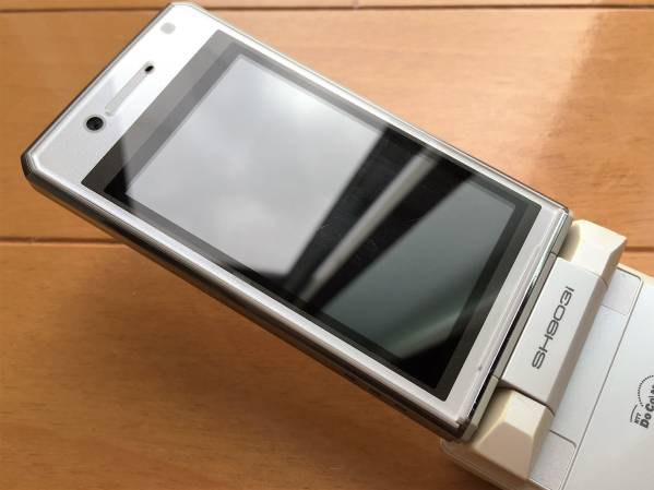 NTTDoCoMoドコモシャープSH903iシャープホワイトFOMA(携帯電話)｜売買されたオークション情報、yahooの商品情報をアーカイブ ...