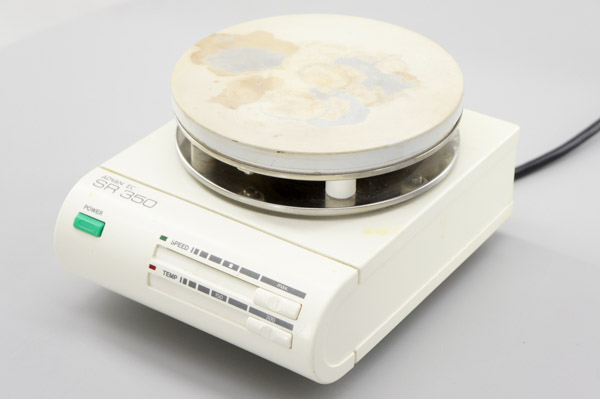 DW ADVANTEC/SR 350 HOT PLATE STIRRER NQD5(環境測定器)｜売買されたオークション情報、yahooの商品情報をアーカイブ公開 - オークファン ...