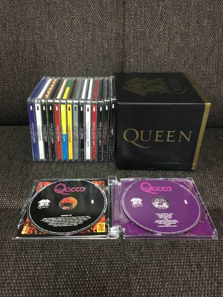 Queen 入手困難 限定販売CDボックスセット CD30枚組 Queen 40th Anniversary Collectors Box ...