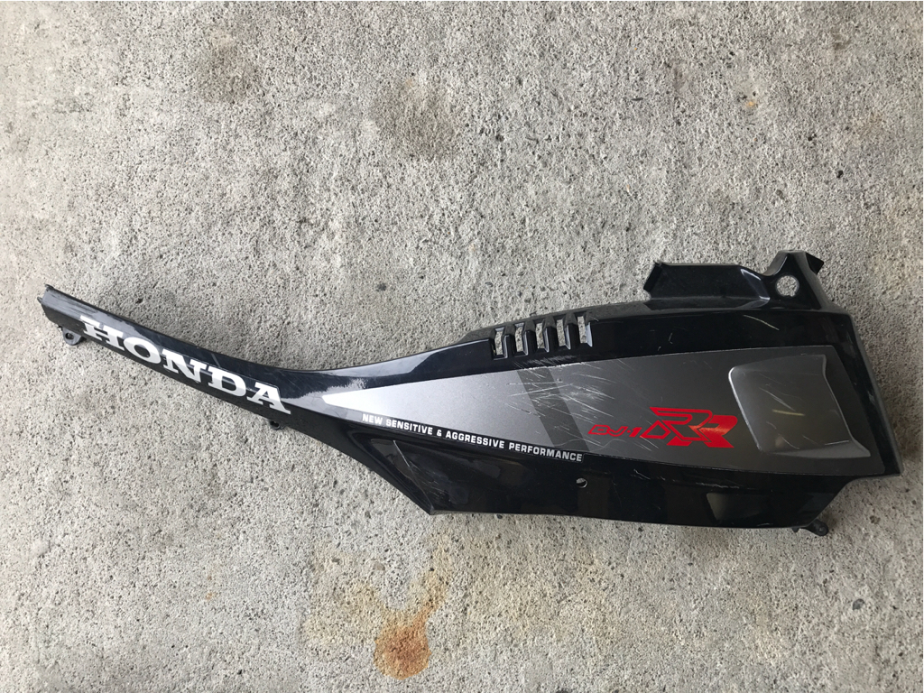 ホンダ DJ-1RR DJ-1 AF19 純正 左ボディーカバー サイドカバー(サイド)｜売買されたオークション情報、yahooの商品情報を ...