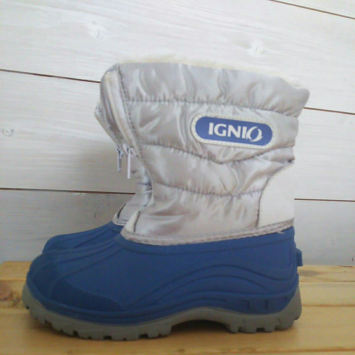 IGNIO スノーブーツ 雪遊び 男の子用 ブルー×シルバー 20㎝(20cm～)｜売買されたオークション情報、yahooの商品情報をアーカイブ公開 - オークファン（aucfan.com）