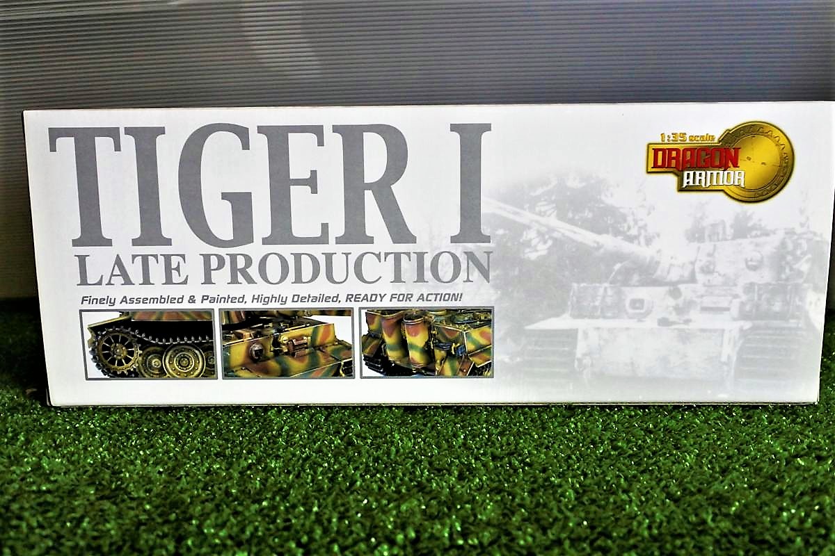 DRAGON cyber hobby ドイツ軍 ティーガーI 後期生産型 第301重戦車大隊 ケルン 1945 1/35 NO.61020 ...