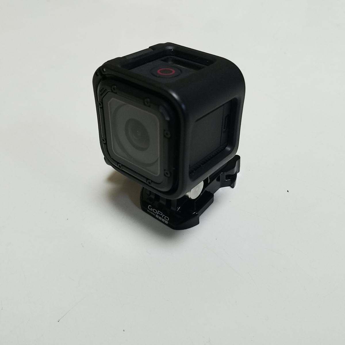 gopro hero session(ビデオカメラ)｜売買されたオークション情報、yahooの商品情報をアーカイブ公開 - オークファン ...