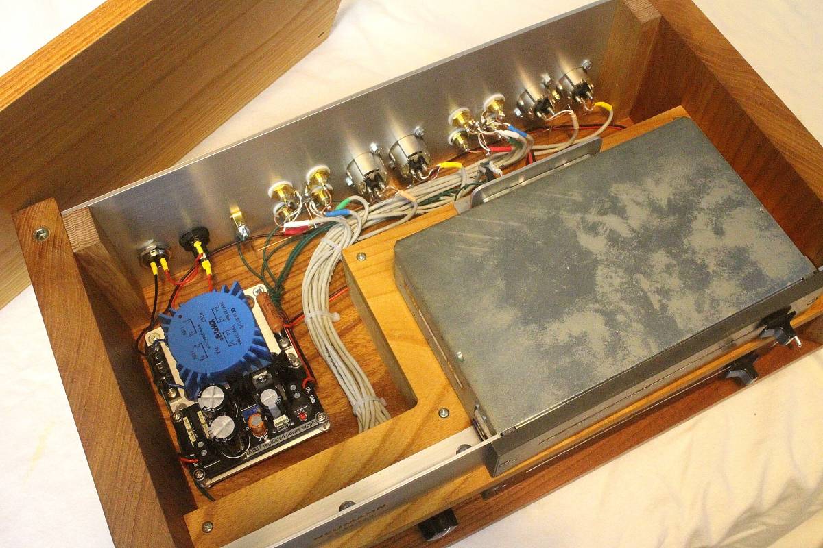 Neumann W444a / type930 MONO フェーダー x 2 電源付ウッドケース プリアンプ エックミラー テレフンケン ...