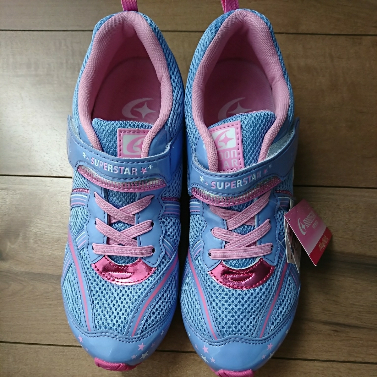 moonstar バネノチカラ SUPERSTAR スニーカー 24.5EE(24cm～)｜売買されたオークション情報、yahooの商品情報をアーカイブ公開 - オークファン（aucfan.com）