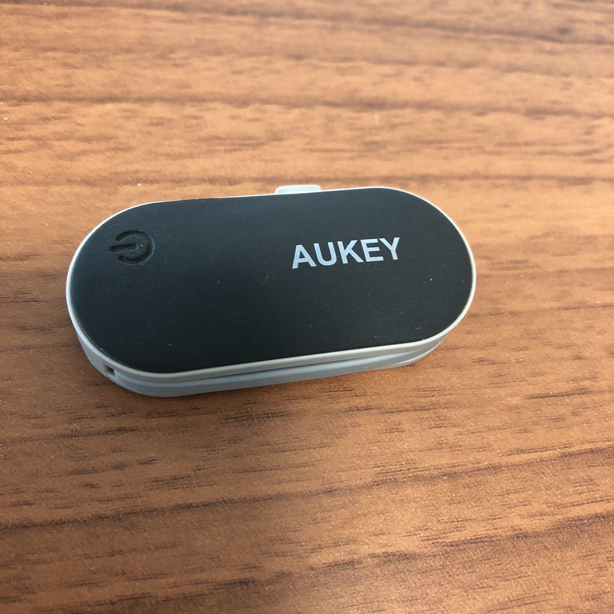 AUKEY Bluetooth トランスミッター 3.5mmステレオミニプラグ接続 BT-C1(イヤフォン)｜売買されたオークション情報、yahooの商品情報をアーカイブ公開 - オークファン ...
