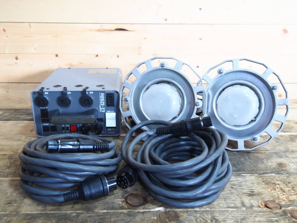 COMET コメット CL-1250Ⅱ CAX-H ストロボジェネレータ ライトヘッド 2灯(フラッシュ)｜売買されたオークション情報 ...