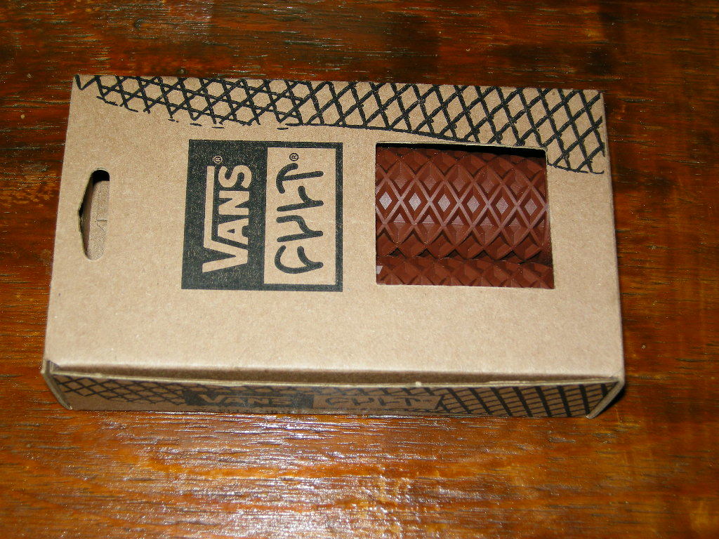 送\300 Vans x Cult MC Waffle Grip 1” Brown バンズ x カルト 1インチ グリップ ハーレー ブラウン ...