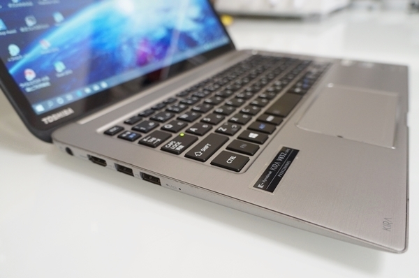 dynabook Ultrabook KIRA V832/28HS PV83228HNMS Windows10 WQHD タッチパネル i5 ...