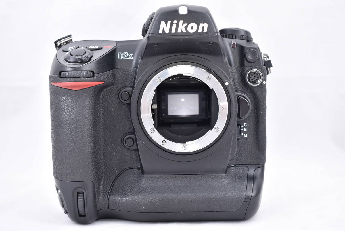極上 Nikon D2x ボディ 元箱 付属品多数(ニコン)｜売買されたオークション情報、yahooの商品情報をアーカイブ公開 - オークファン（aucfan.com）