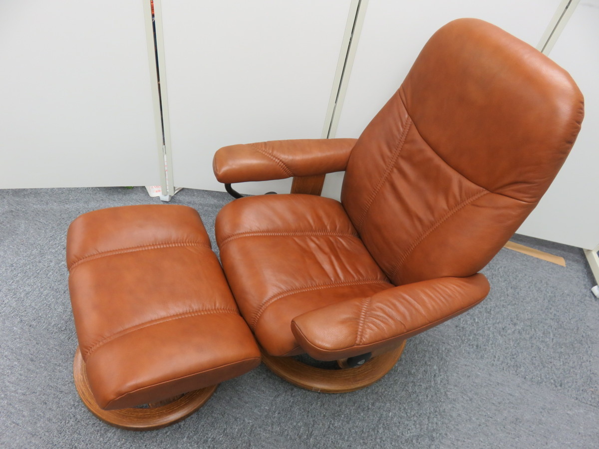 a079 EKORNES Stressless エコーネス ストレスレス リクライニングチェア 総革 ブラウン系カラー オットマン付き 3(1人用)｜売買されたオークション情報、yahooの ...