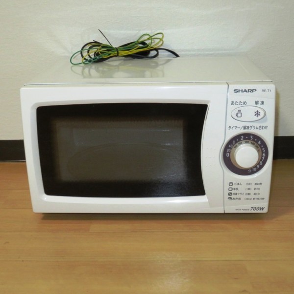 現状渡し シャープ SHARP 700W 電子レンジ RE-T1-W6(電子レンジ一般)｜売買されたオークション情報、yahooの商品情報をアーカイブ公開 - オークファン（aucfan.com）
