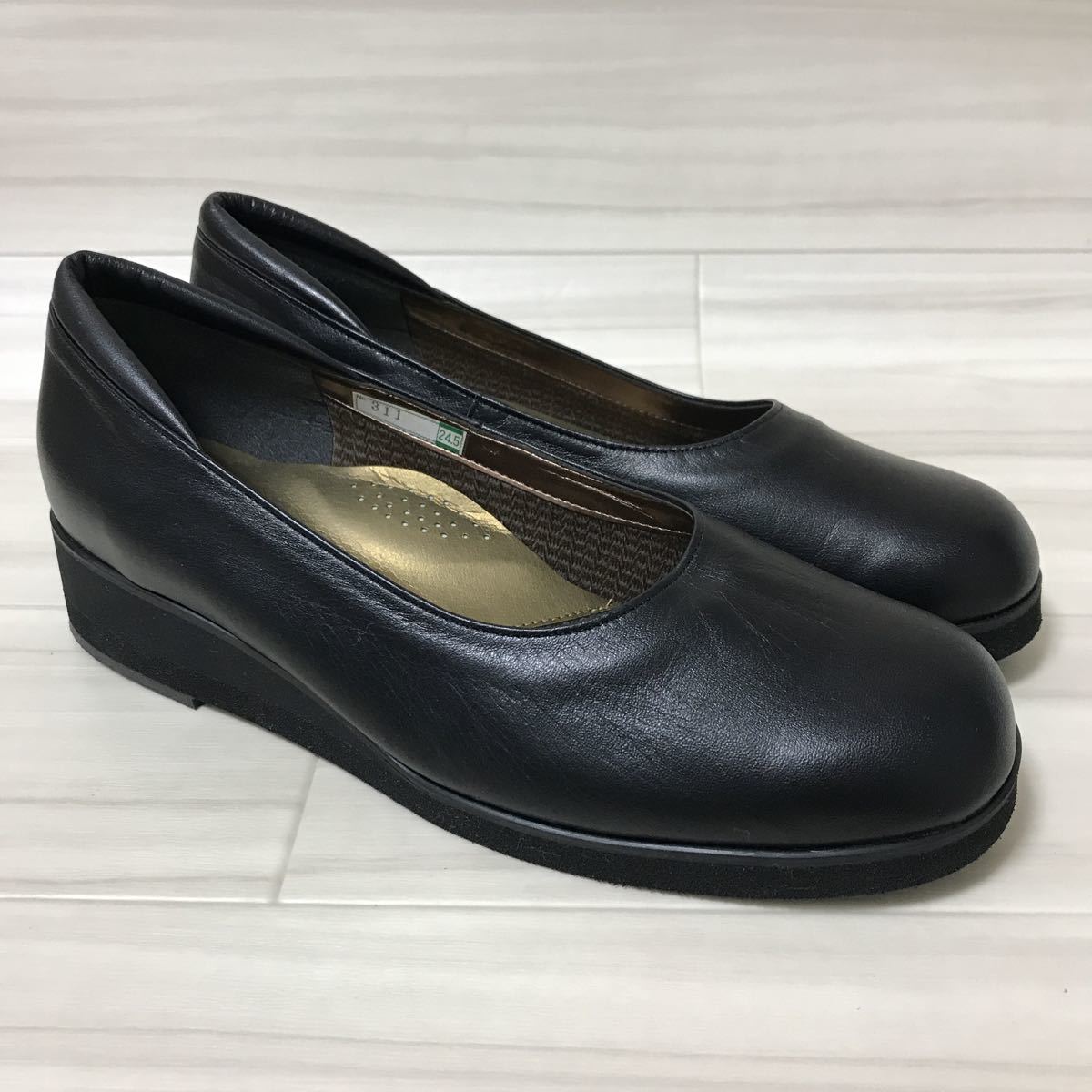 10741 MESSAGE メッセージ レディースシューズ パンプス 婦人靴 黒 24.5cm EEEE 日本製(ブラック系)｜売買されたオークション情報、yahooの商品情報をアーカイブ公開 ...