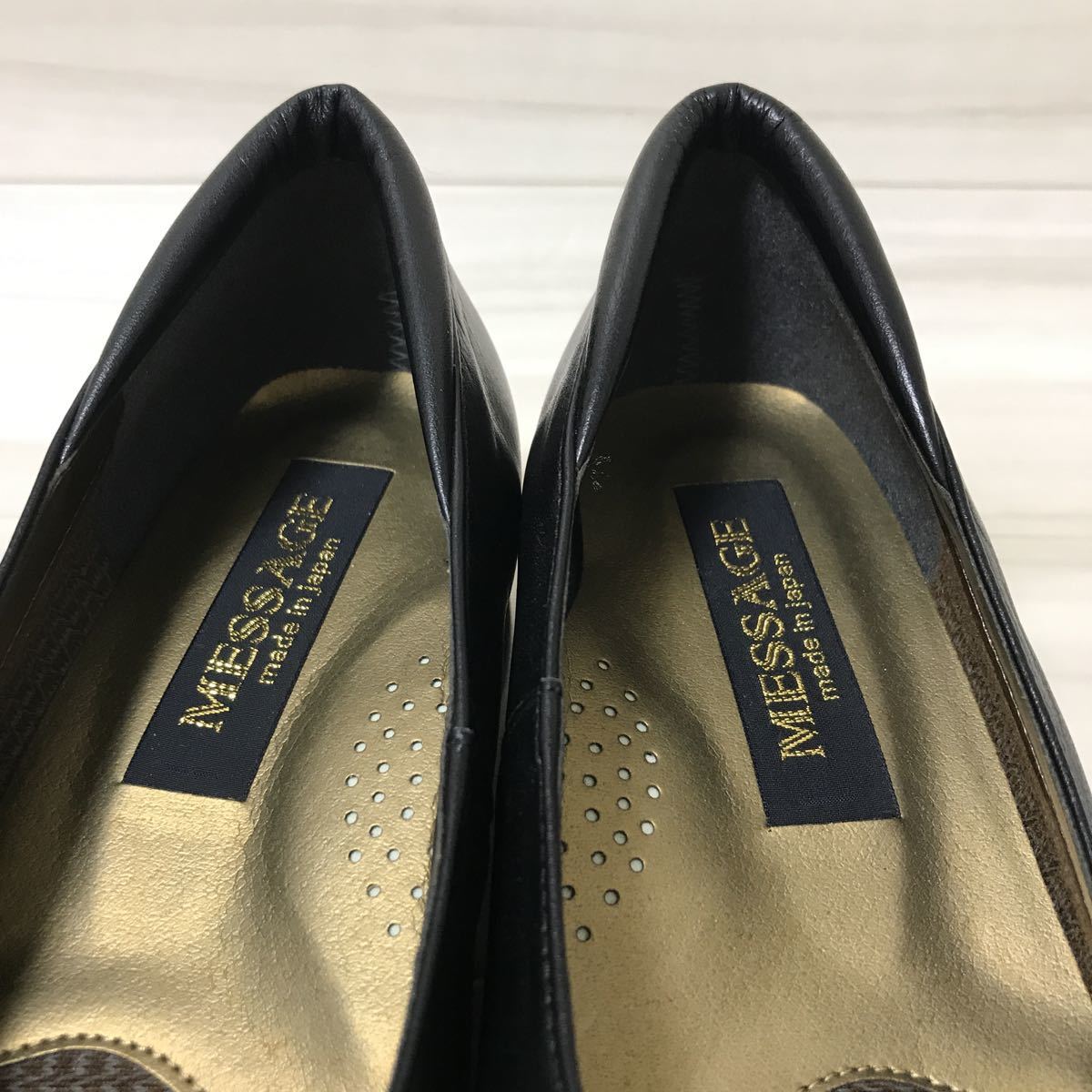 10741 MESSAGE メッセージ レディースシューズ パンプス 婦人靴 黒 24.5cm EEEE 日本製(ブラック系)｜売買されたオークション情報、yahooの商品情報をアーカイブ公開 ...