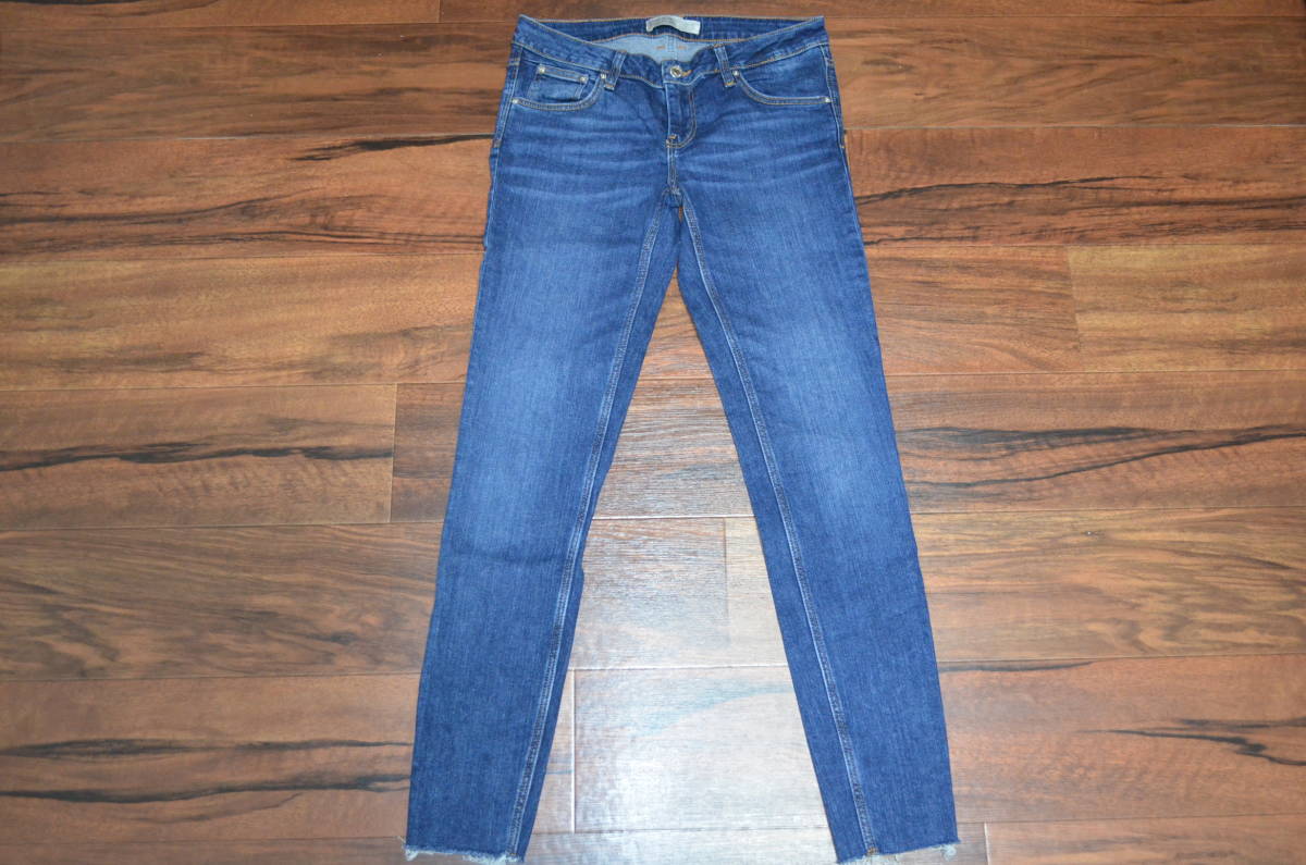 ZARA BASICカットオフストレッチスキニーデニム EUR34 良品(その他)｜売買されたオークション情報、yahooの商品情報をアーカイブ公開 - オークファン（aucfan.com）