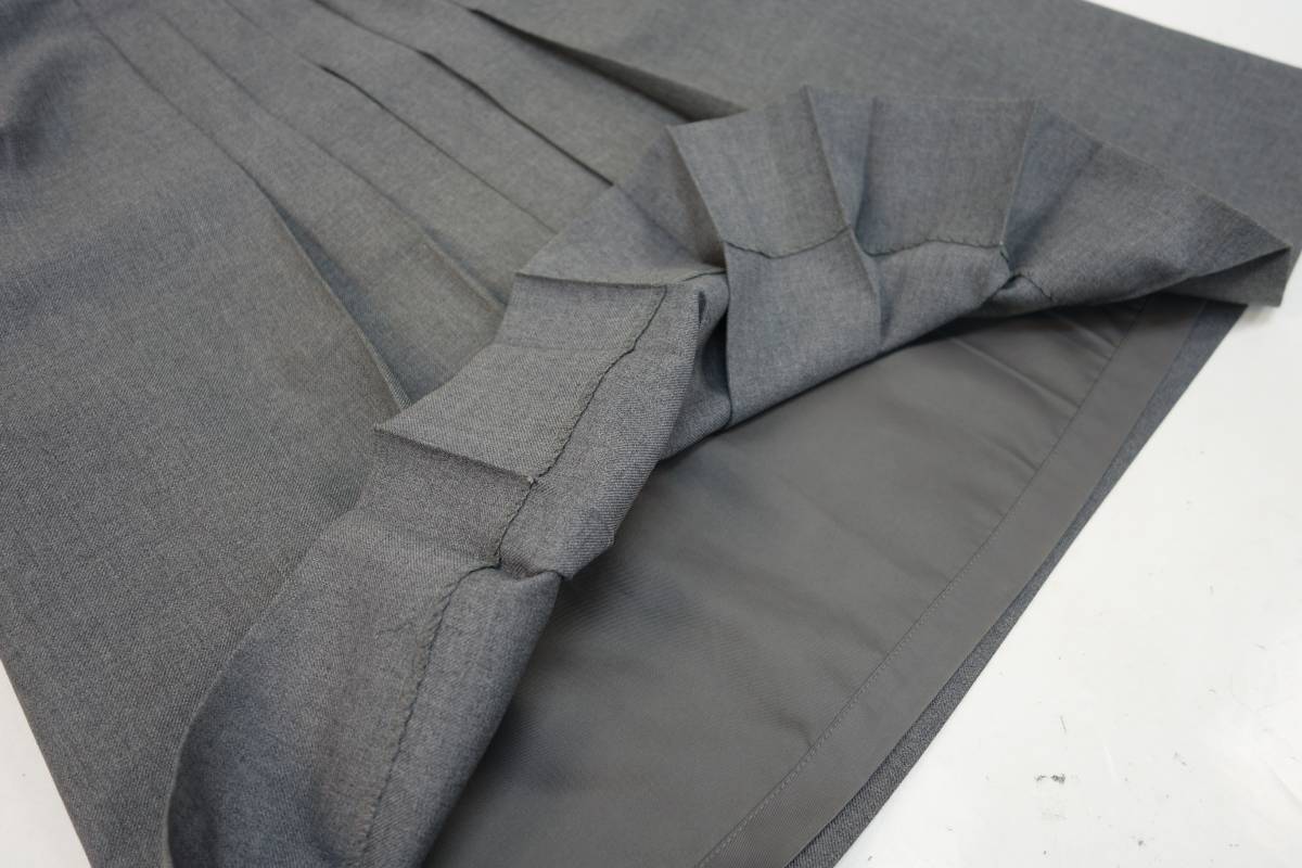 551 森英恵デザイン グレーブレザー＆裏地付スカート 指定ブラウス/165A W69 四天王寺(学生服)｜売買されたオークション情報、yahooの商品情報をアーカイブ公開 - オークファン ...