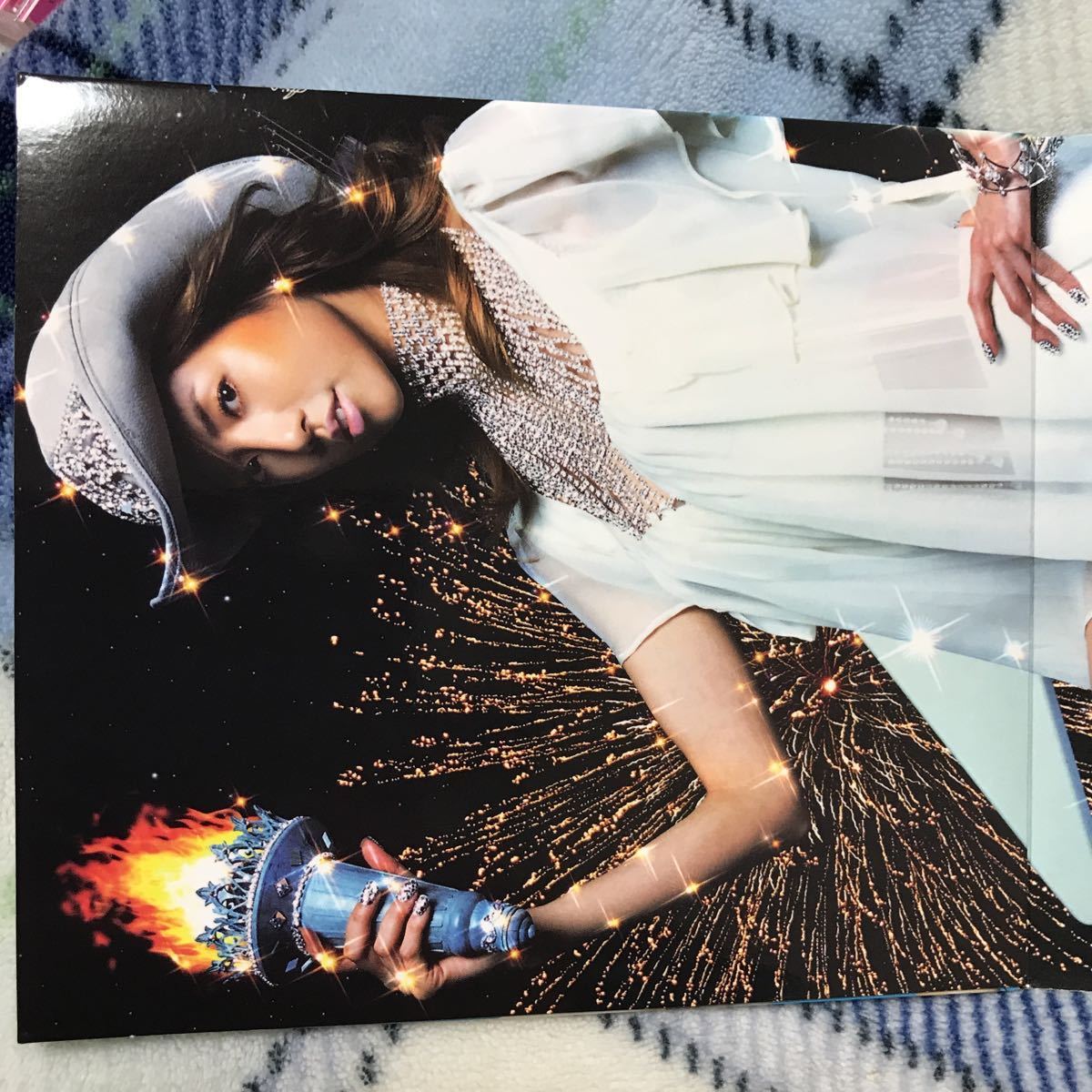 hitomi TRAVELER CD+DVD(hitomi)｜売買されたオークション情報、yahooの商品情報をアーカイブ公開 - オークファン（aucfan.com）