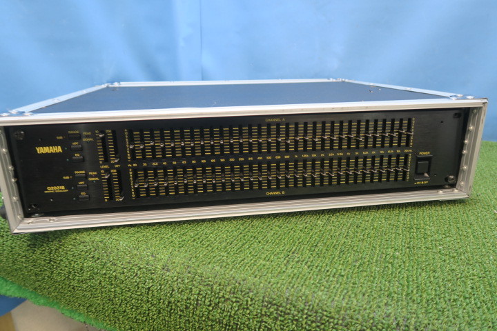D809★YAMAHA Q2031B GRAPHIC EQUALIZER ケース付 動作品・保証付・店頭手渡しOK★216｜レコーディング、PA機器