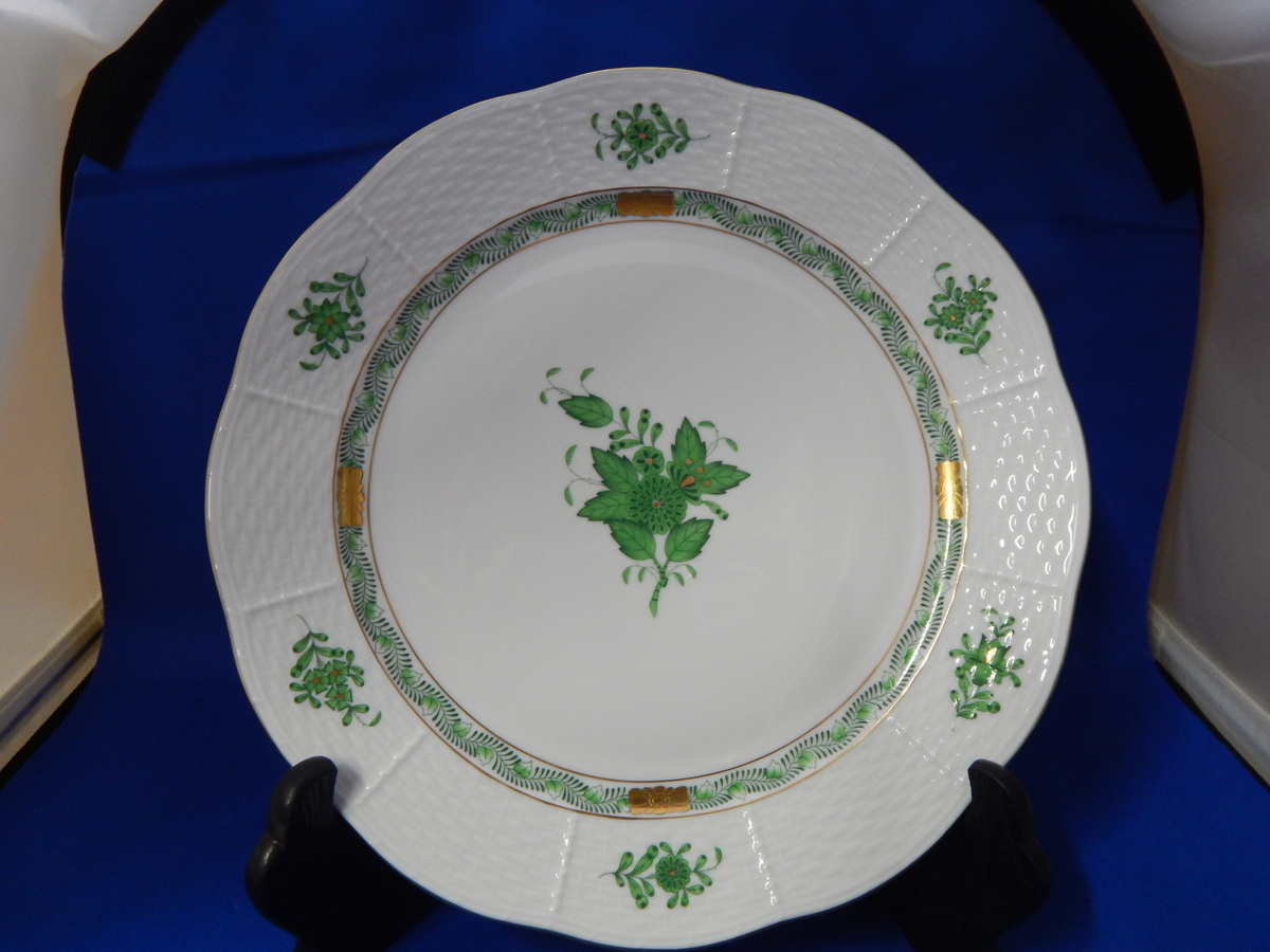 HEREND ヘレンド アポニーグリーン プレート(ヘレンド)｜売買されたオークション情報、yahooの商品情報をアーカイブ公開 - オークファン（aucfan.com）