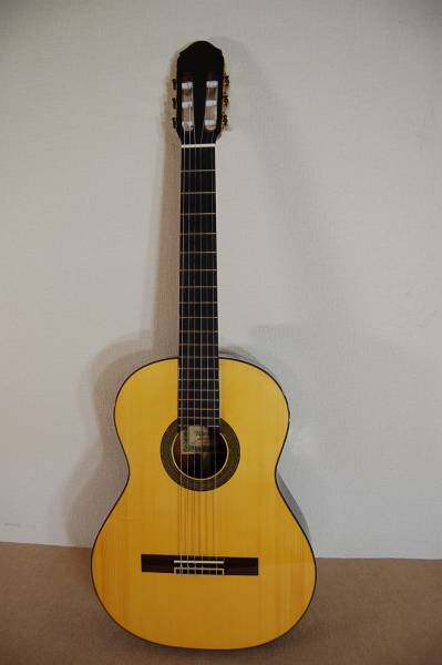 RAIMUNDO/レイモンド クラシックギターmod 128 スペイン製(本体)｜売買されたオークション情報、yahooの商品情報をアーカイブ公開 - オークファン（aucfan.com）