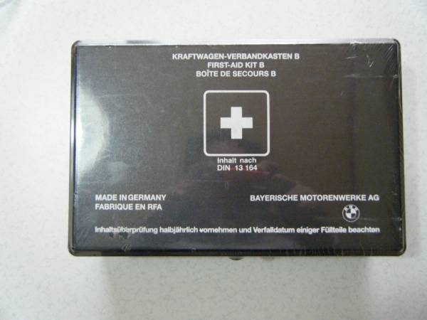 BMW FIRST－AID KIT(BMW)｜売買されたオークション情報、yahooの商品情報をアーカイブ公開 - オークファン（aucfan ...
