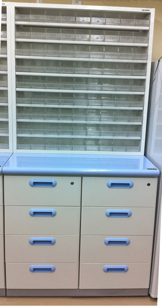 ユヤマ錠剤台 現行仕様 MS90-MH 4 調剤薬局商品(店舗用品)｜売買されたオークション情報、yahooの商品情報をアーカイブ公開 - オークファン（aucfan.com）