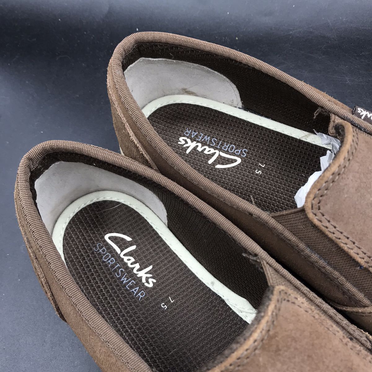J63 良品 Clarks クラークス レザー スエード スリッポン UK7.5 26.0cm相当 ブラウン 茶 革靴 シューズ(7.5インチ)｜売買されたオークション情報、yahooの商品 ...