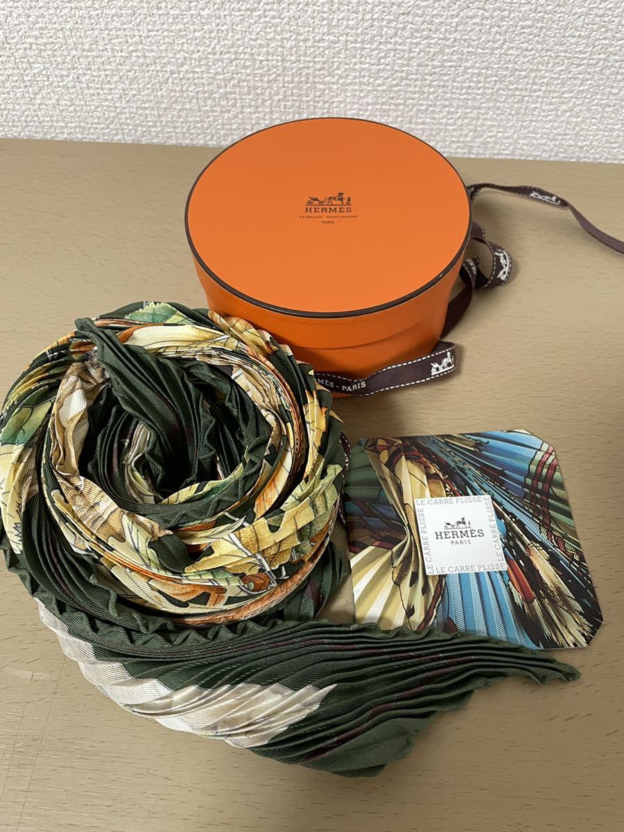 HERMES エルメス プリーツスカーフ 正規品 シルク100%(スカーフ)｜売買されたオークション情報、yahooの商品情報をアーカイブ公開 - オークファン（aucfan.com）