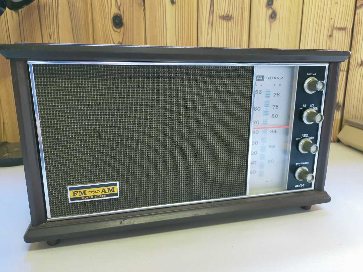 ジャンク 昭和レトロ SHARP FM&AM SOLID STATE 型番FM-31 ラジオ(アンティーク)｜売買されたオークション情報、yahooの商品情報をアーカイブ公開 - オークファン ...