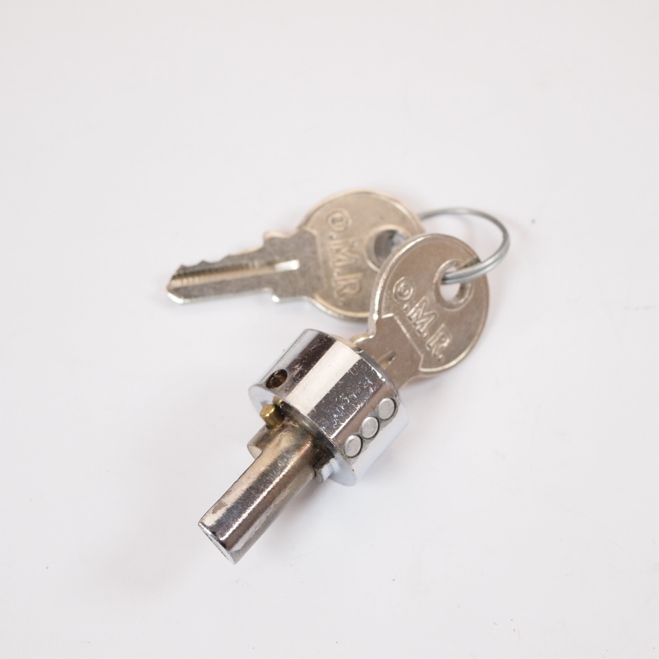 MEC.EUR Lambretta Series 3 & GP O.M.R. Steering Lock & Keys ランブレッタ 3型 ...