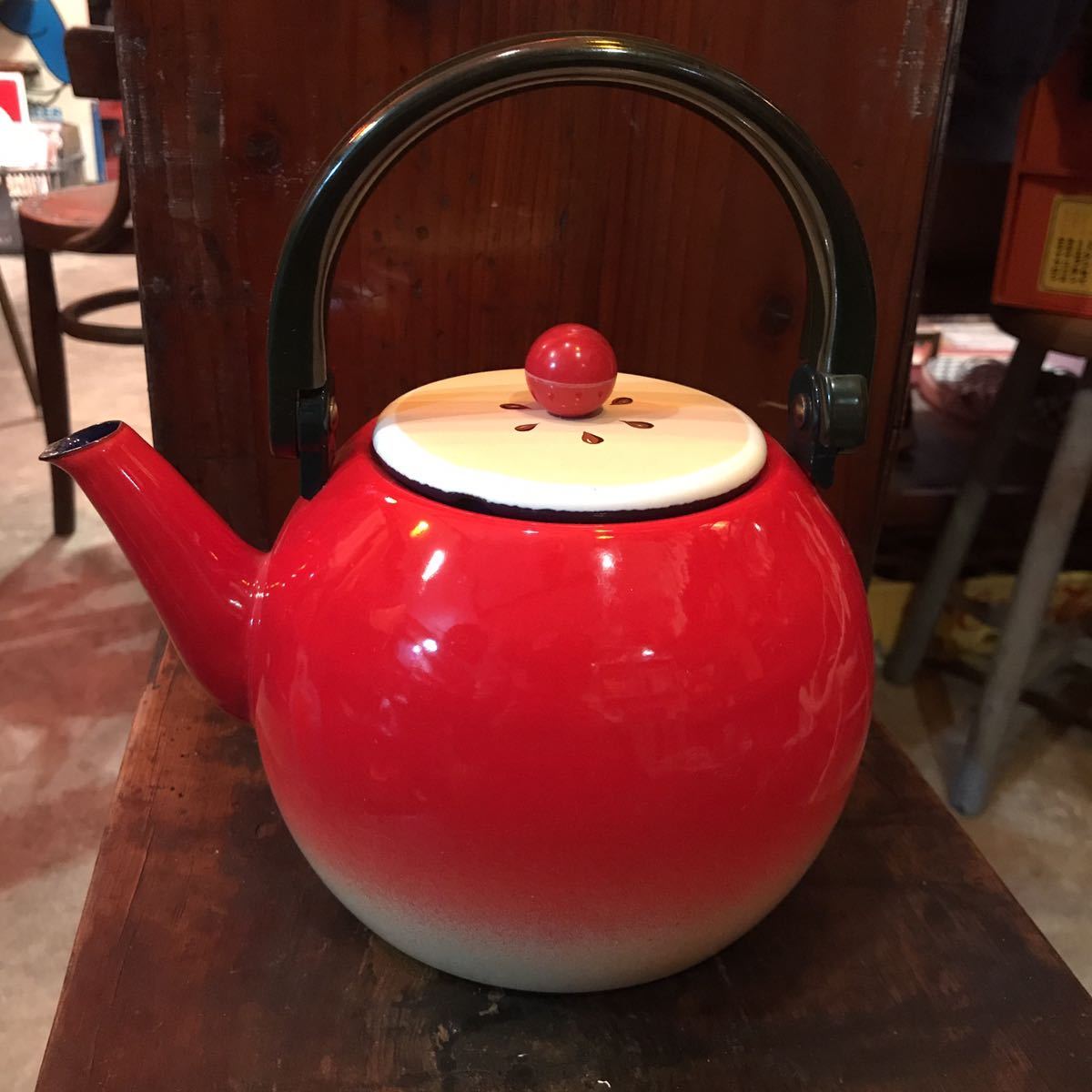 長期保管品 Ejiry エジリー ホーローやかん 昭和レトロ レトロポップ ケトル フルーツ(ヤカン)｜売買されたオークション情報、yahooの商品情報をアーカイブ公開 - オークファン ...