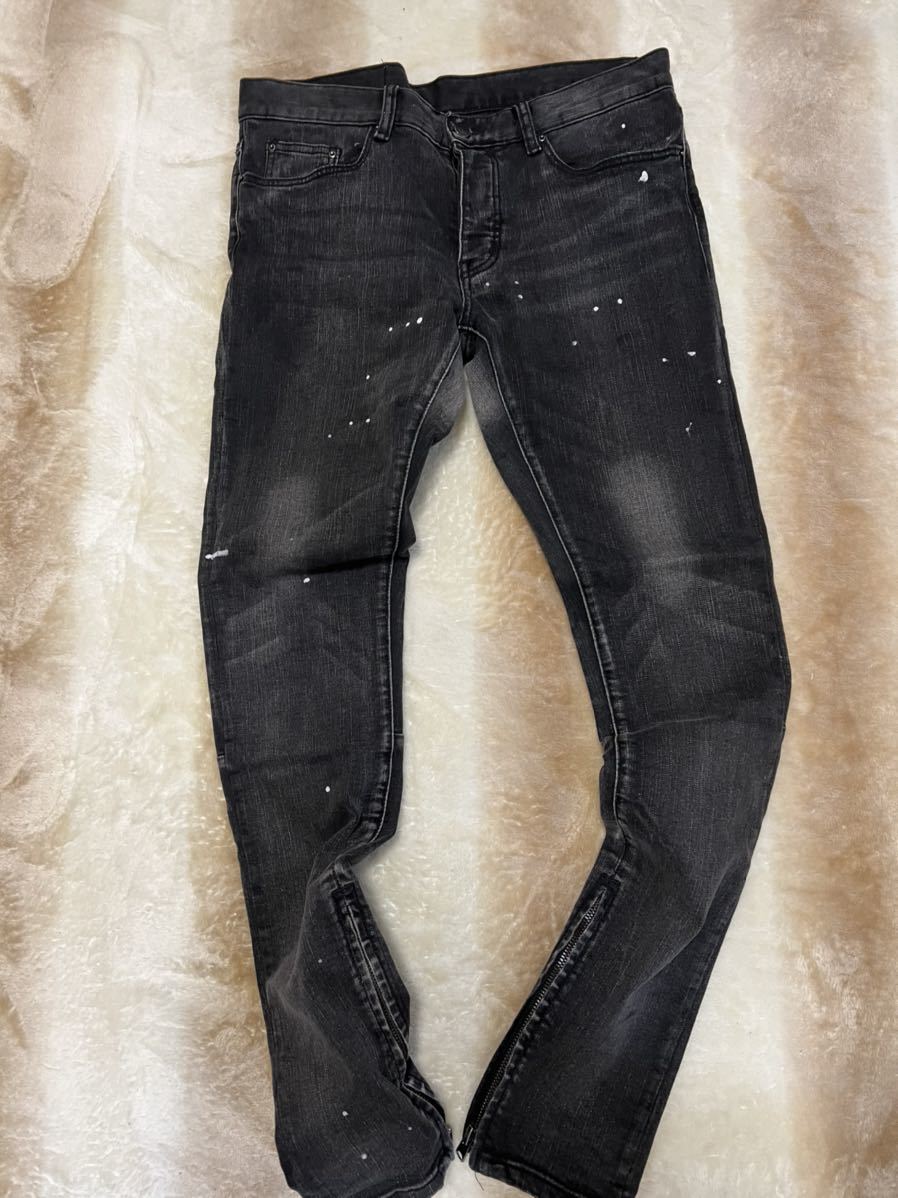 mnml ミニマルDENIM ストレッチデニム 31 black(W31～)｜売買されたオークション情報、yahooの商品情報をアーカイブ公開 - オークファン（aucfan.com）