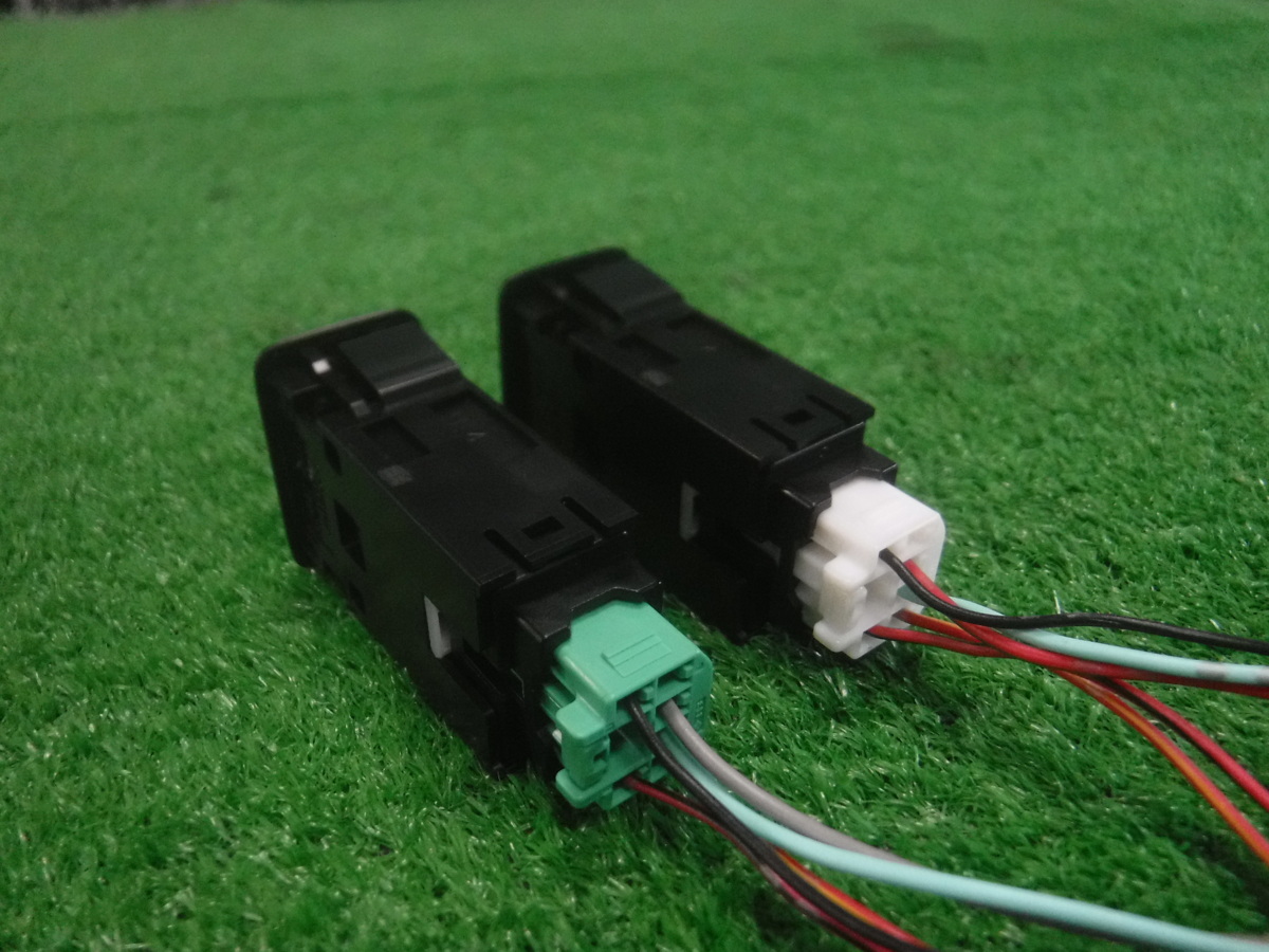 スズキ スイフト ZD72S ZC72S 純正 シートヒータースイッチ 両側シートヒーター 2ケセット AD SP221-201A(スズキ用 ...