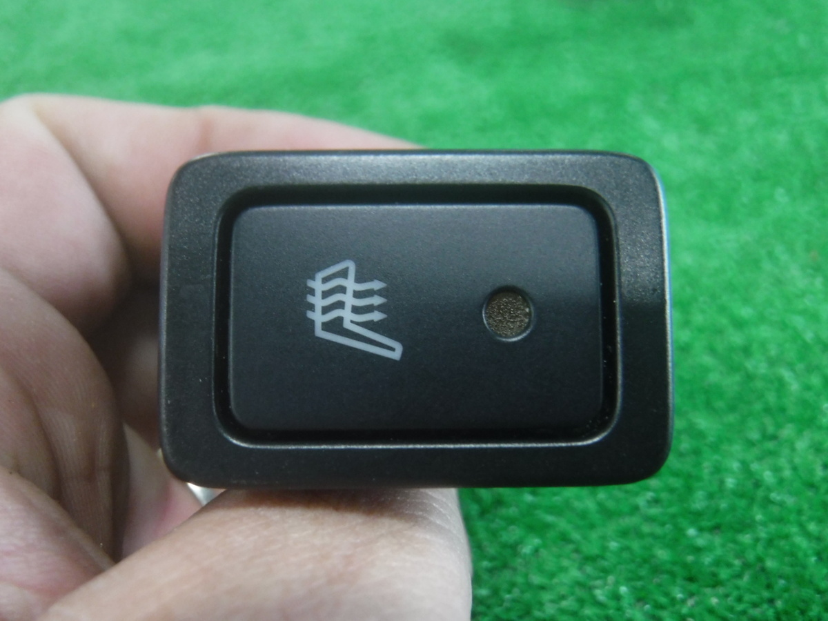 スズキ スイフト ZD72S ZC72S 純正 シートヒータースイッチ 両側シートヒーター 2ケセット AD SP221-201A(スズキ用 ...