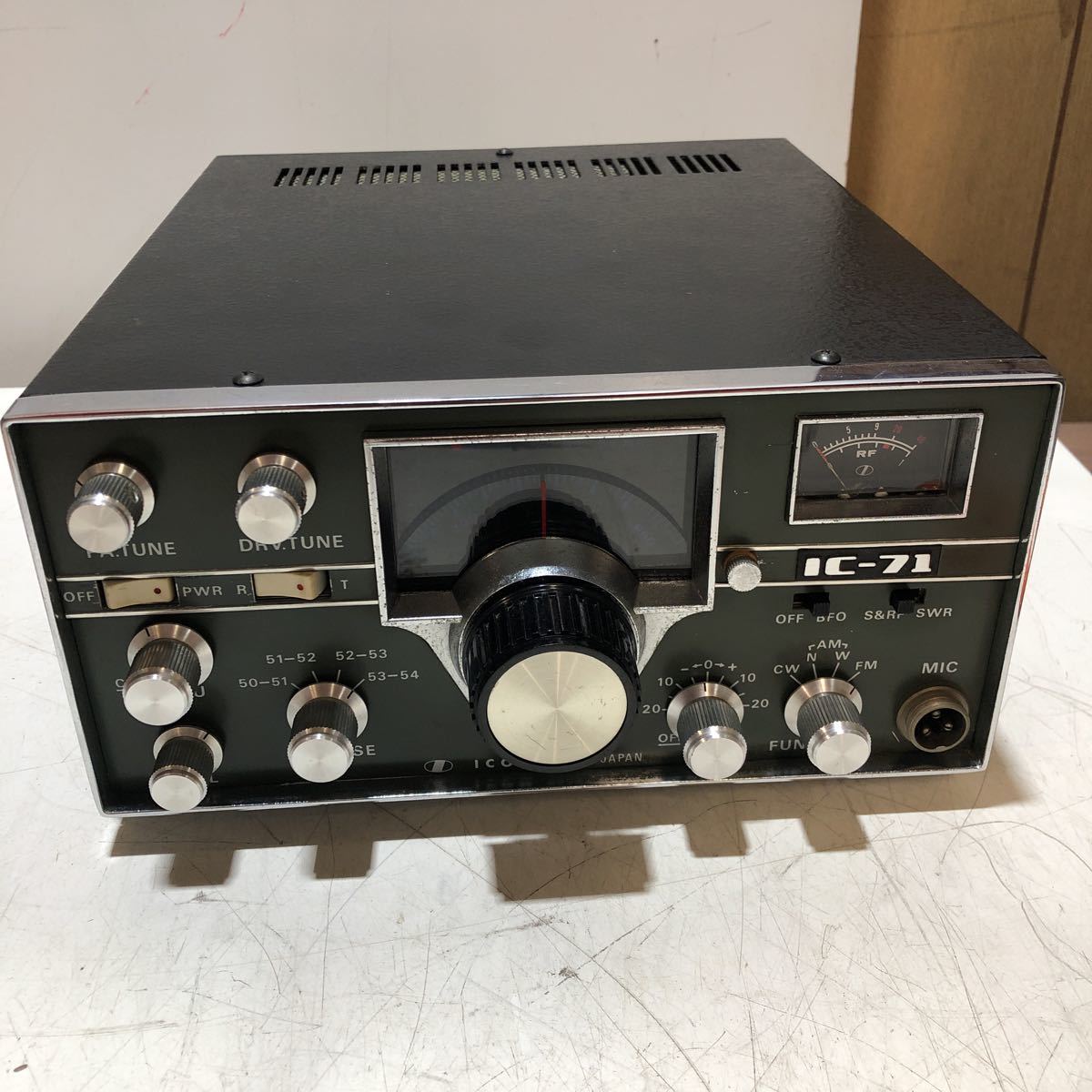 Z # ICOM アイコム IC-71 TRANSEIVER トランシーバー アマチュア 無線機 動作未確認 72(モービル)｜売買された ...