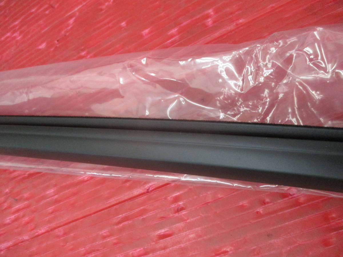 2203-Z56L ZVW50 ZVW51 50系 PRIUS プリウス 純正 左後ろ 左リア ドア ベルトモール 水切りモール 75740 ...