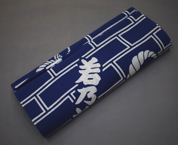 凛々Ⅱ：A09-3 新古品 本染 相撲ゆかた反物 青 レンガ 若乃花(反物)｜売買されたオークション情報、yahooの商品情報をアーカイブ公開 - オークファン（aucfan.com）