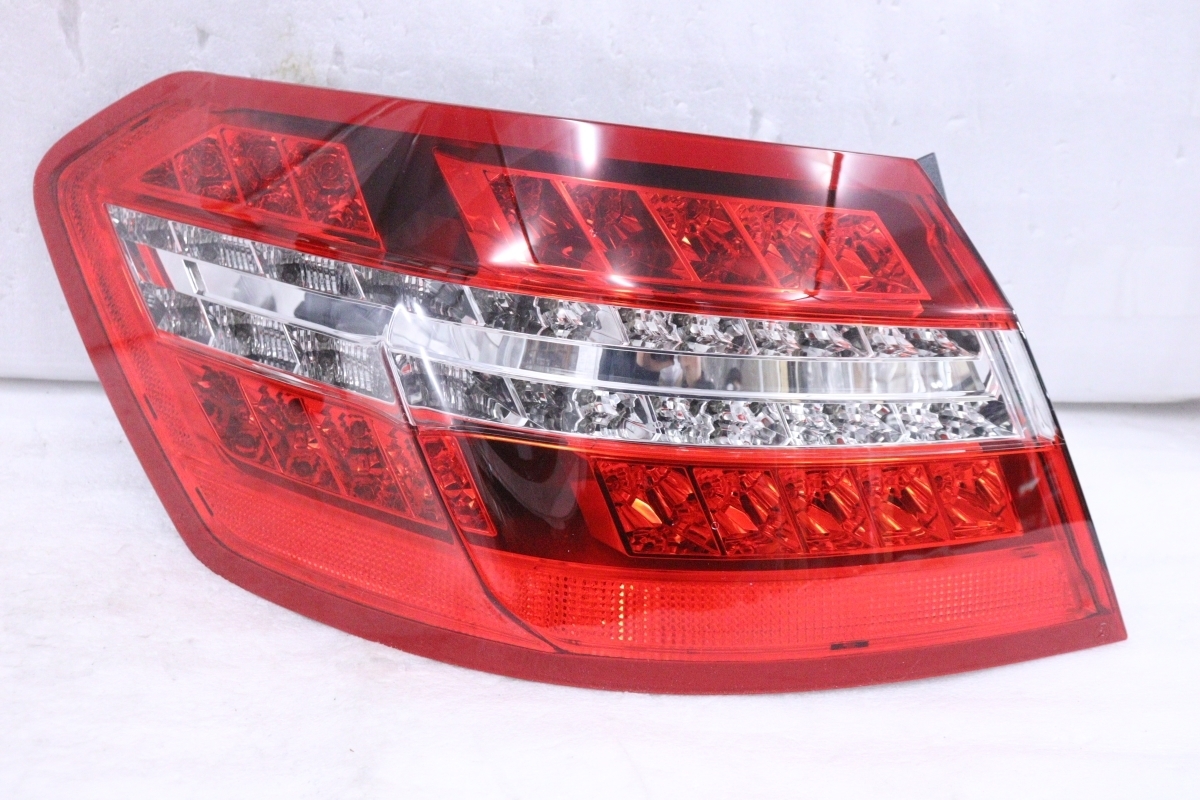 22-488 LED W212 ベンツEクラス 左テールライト セダン A2129060558 ASSY 純正 メルセデス ベンツ YM ...