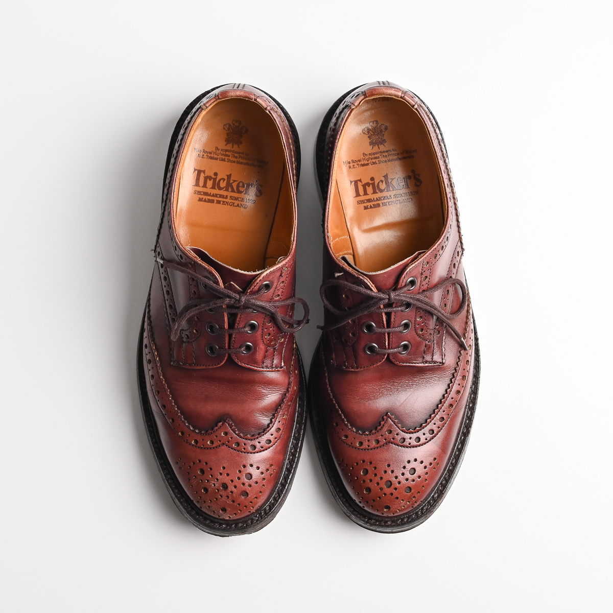 補修あり Tricker's カントリー 5633 BOURTON サイズ:8 約26.5cm 幅:5 イギリス レザー/革 バーガンディー 茶 トリッカーズ バートン(UK8)｜売買された ...