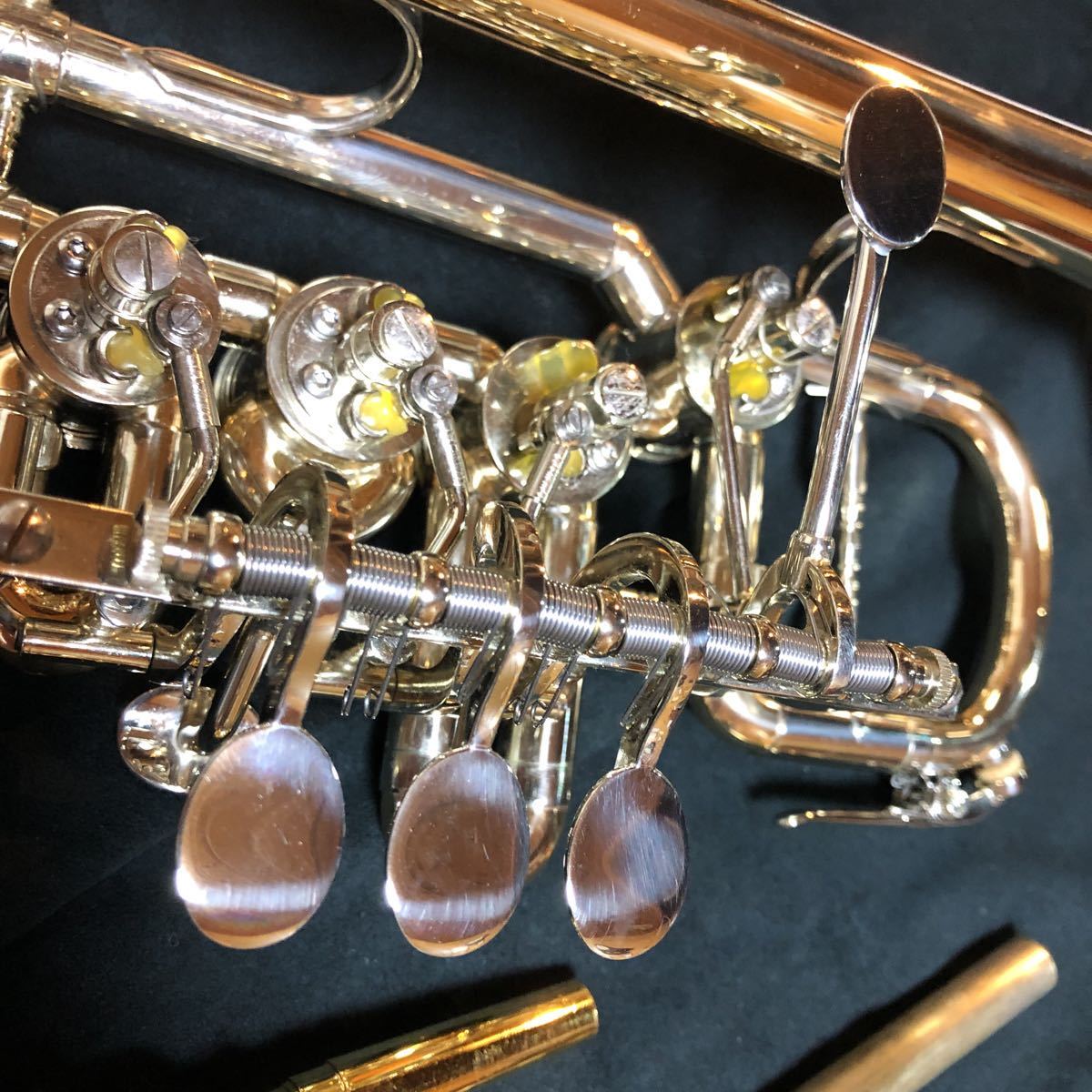 ロータリーピッコロトランペット ウィレンベルグ製B.A 菅 マウスピースBach 10 3/4CW(本体)｜売買されたオークション情報、yahooの商品情報をアーカイブ公開 - オークファン ...