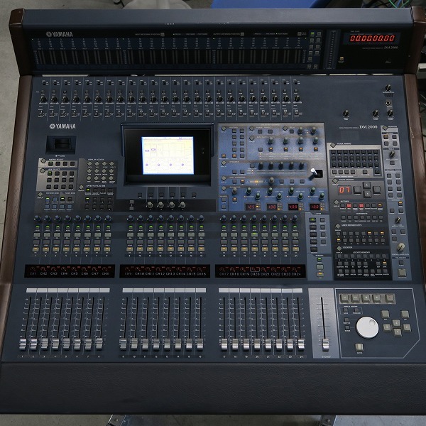 YAMAHA ヤマハ デジタルミキサー DM2000VCM メーターブリッジ *270702 レコーディング、PA機器