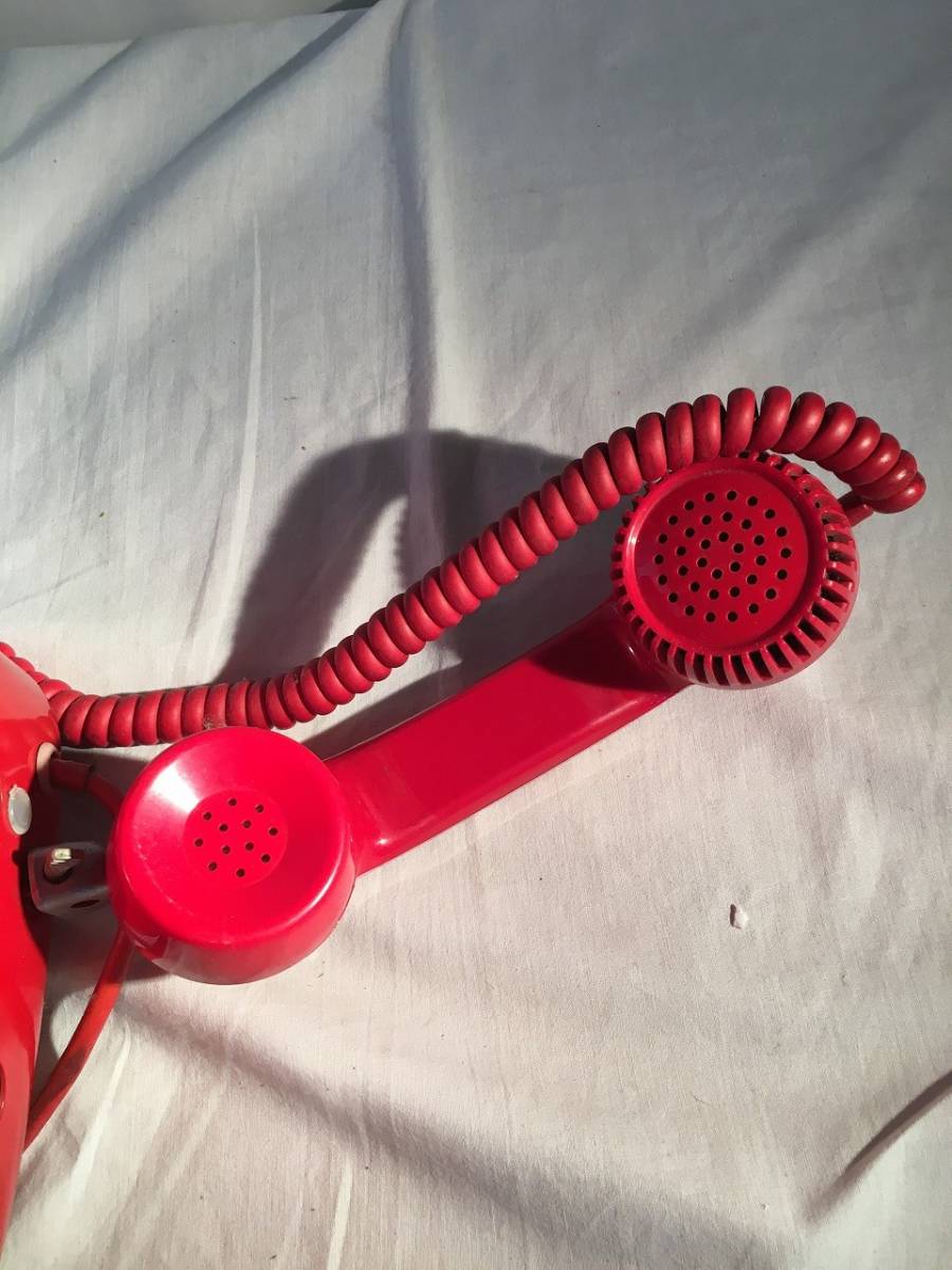 10-87/公衆電話 昭和レトロ 電話機 赤 NTT 85年製 671-A1N 鍵2つ付き(電話機)｜売買されたオークション情報、yahooの商品情報をアーカイブ公開 - オークファン ...